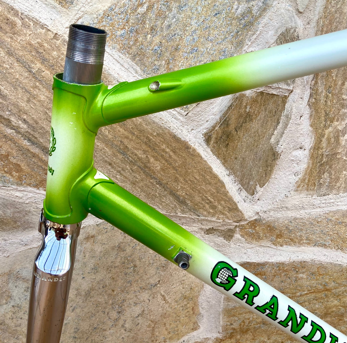 58cm Grandis Vintage Crono Lo Pro Pursuit Frame – Mastroianni Classic Bikes